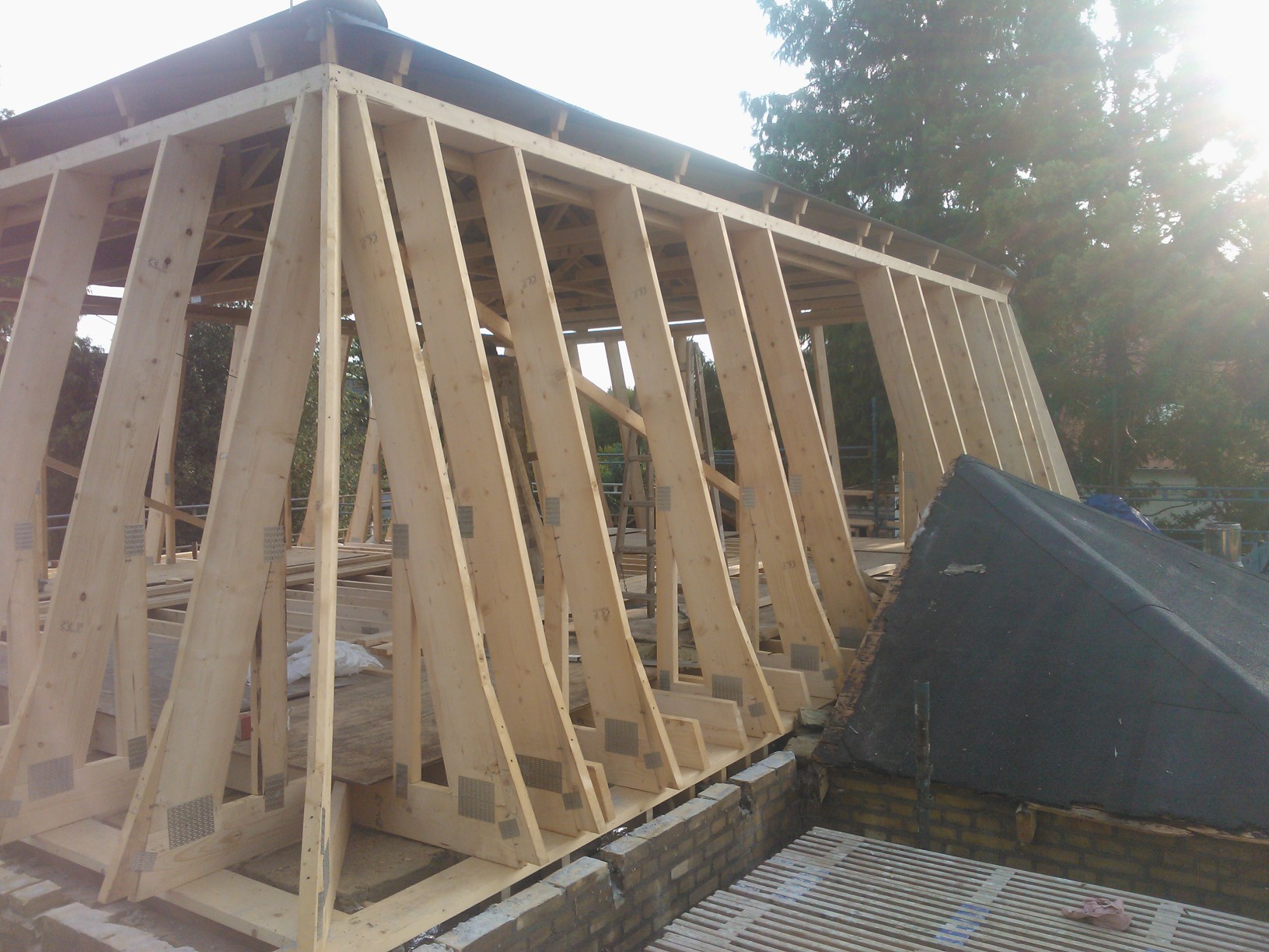 Nyt mansardtag med sorte lertegl vanløse - Sjællands Tømrerentreprise A/S