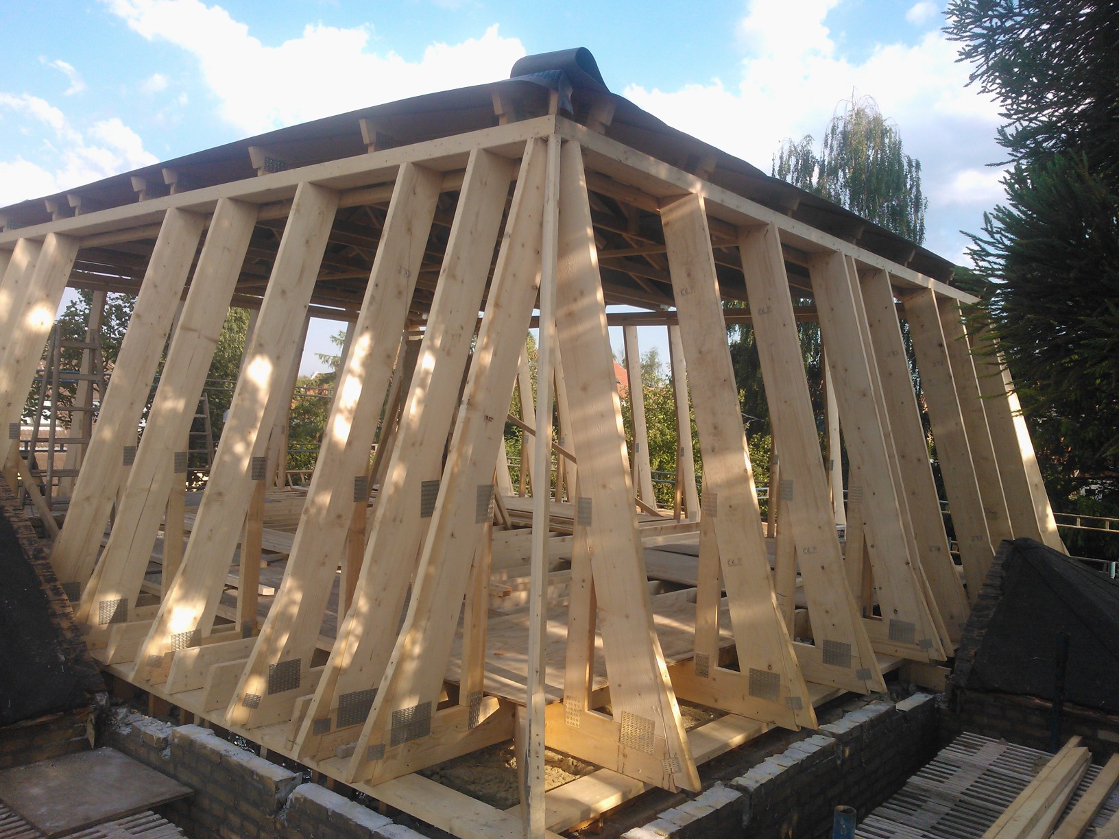 Nyt mansardtag med sorte lertegl vanløse - Sjællands Tømrerentreprise A/S